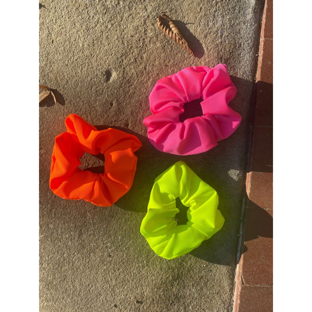 Matching hi viz scrunchies! Rider Eye